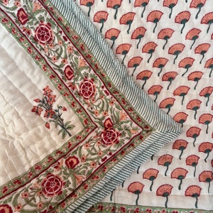 Floral Print Kantha Quilt Throw, Indian Reversible Cotton Bedding ...