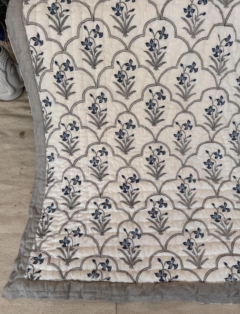 Anokhi Hand Block Printed Cotton Quilt, Reversible Bedspread Comforter ...