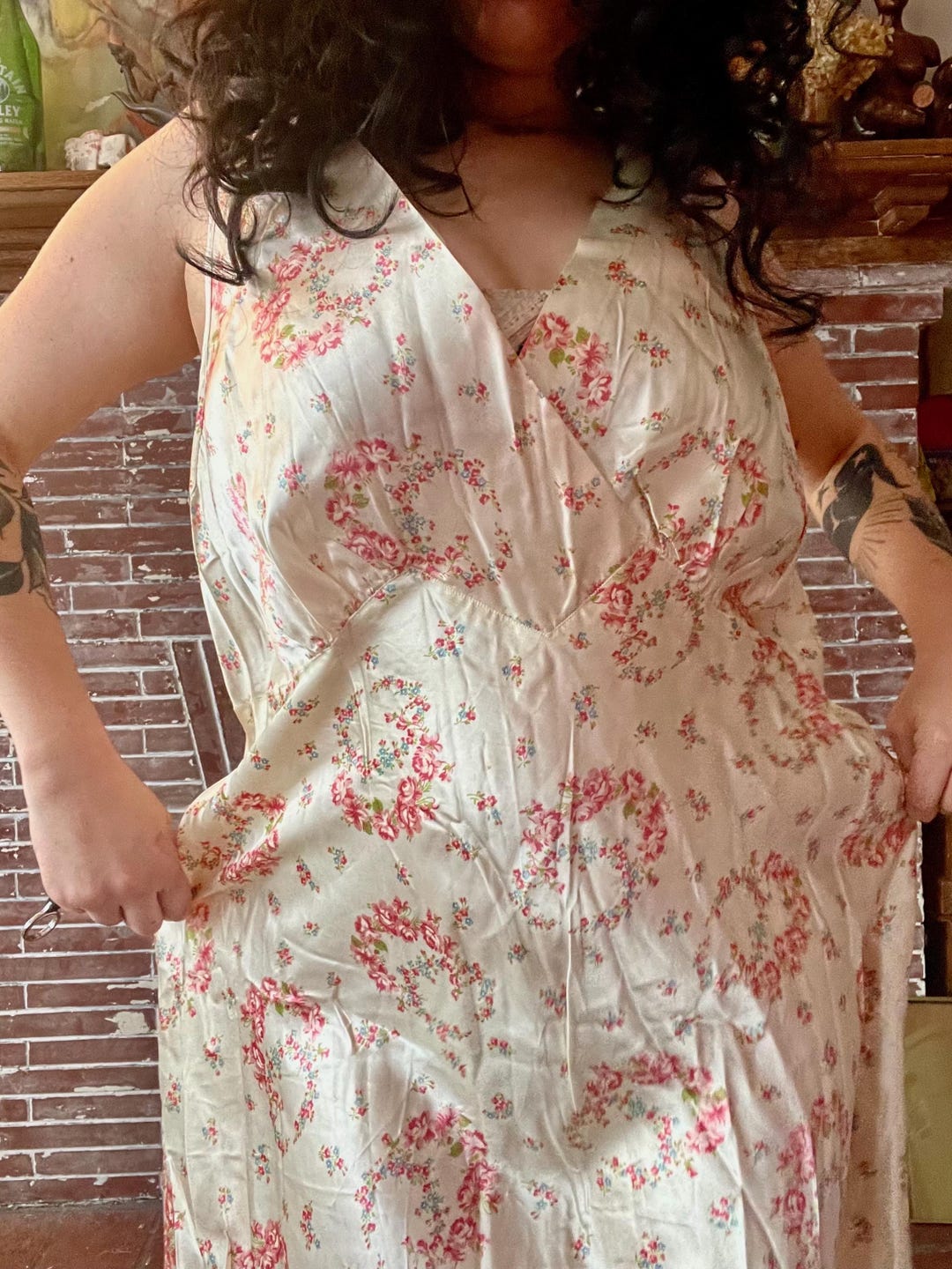 Jaw Dropping Volup Vintage 1930s 1940s White Floral Rayon Bias Cut Slip ...