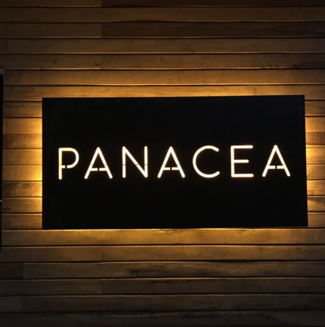 Enseigne LED rétroéclairée en acier ABS avec logo personnalisé Enseigne ...