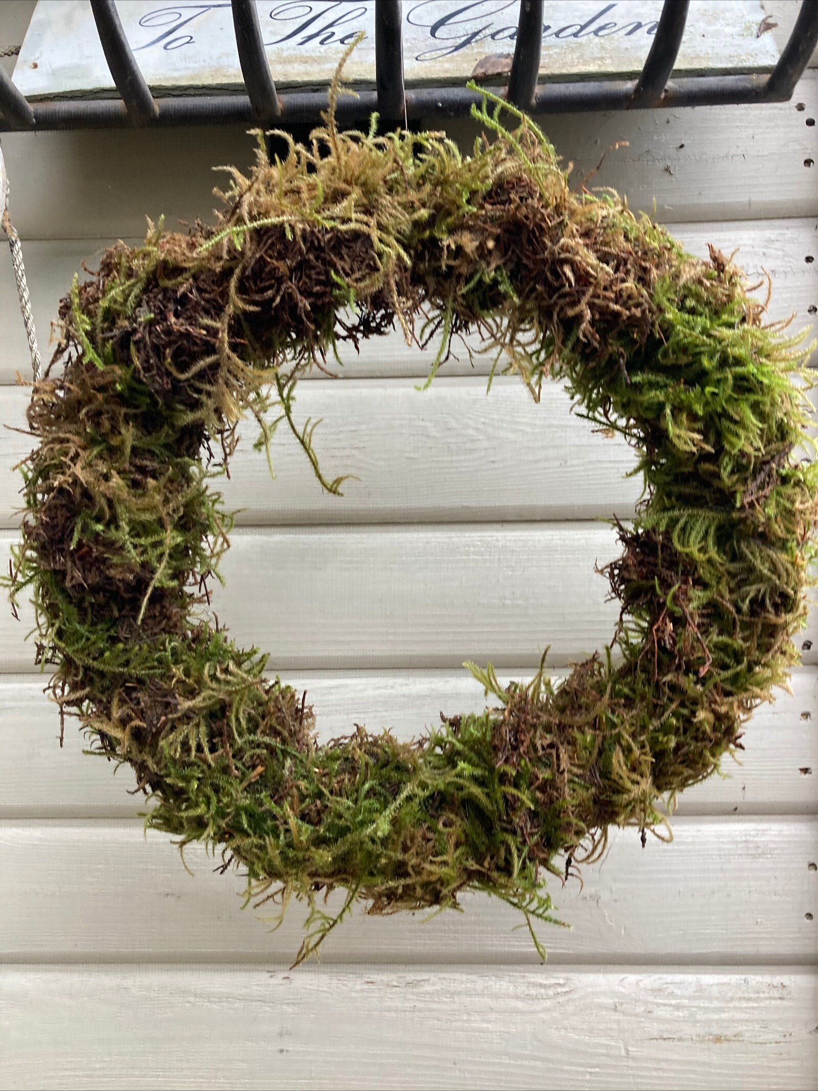 Hand Made Fresh Moss Wreath Ring Ready for Decorating indoor and ...