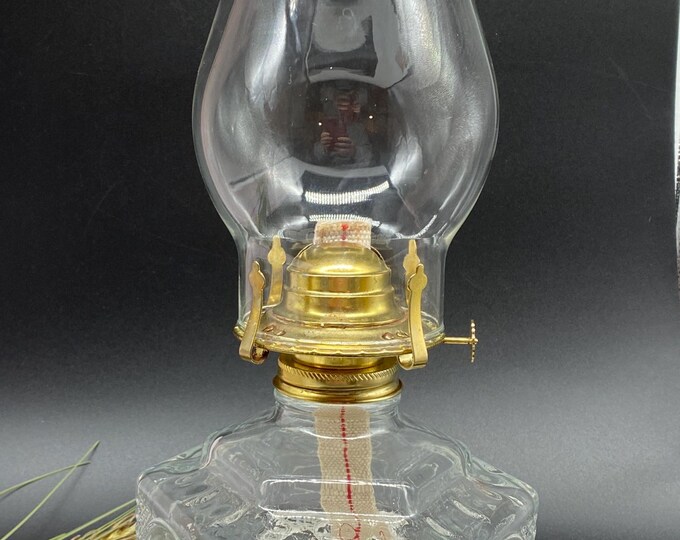 Vintage Lamplight Farms - Horse & Buggy oil Lamp - Hexagon Pressed ...