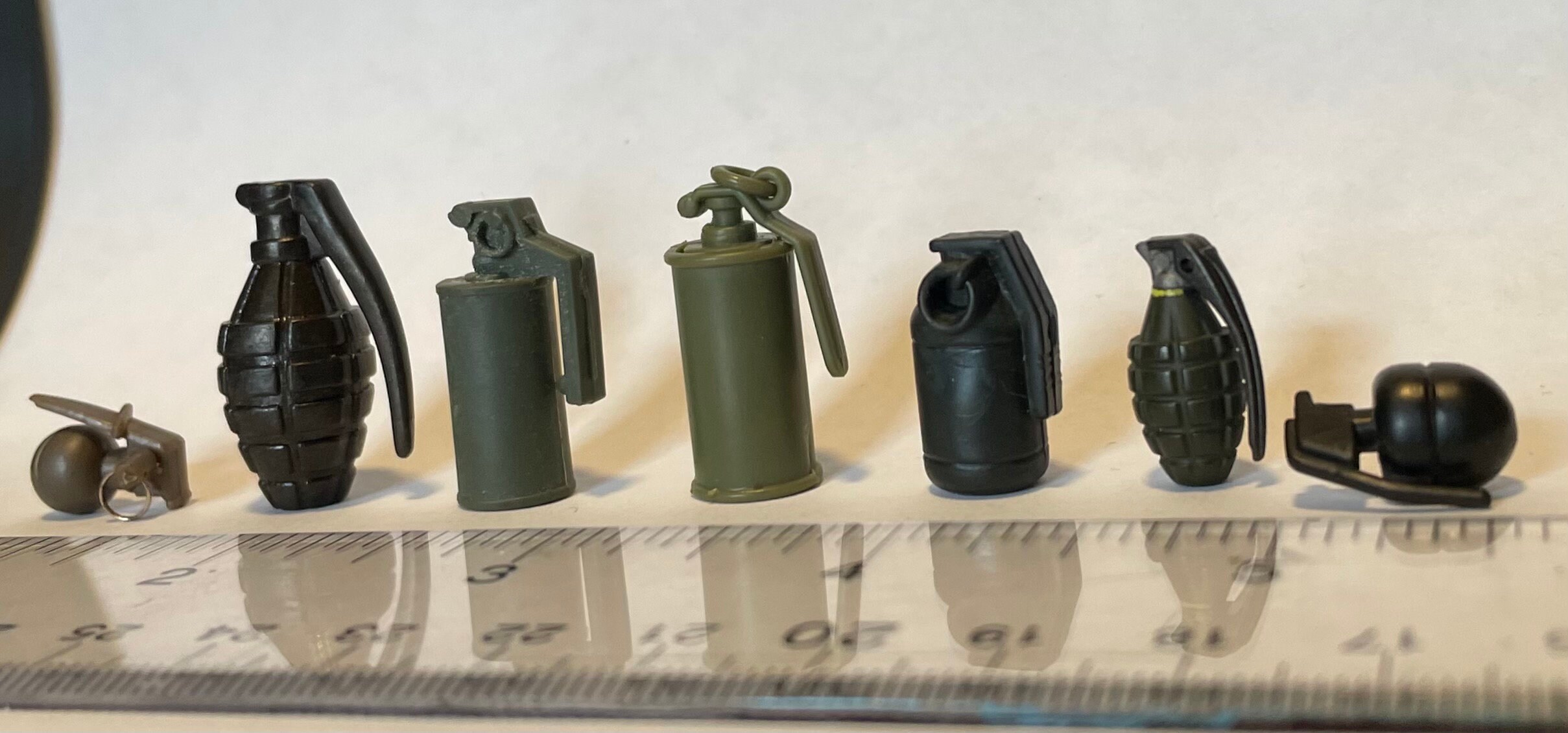 1:6 Scale Action Figure Grenade Lot, Various Vintage G.I. JOE Frag, and ...