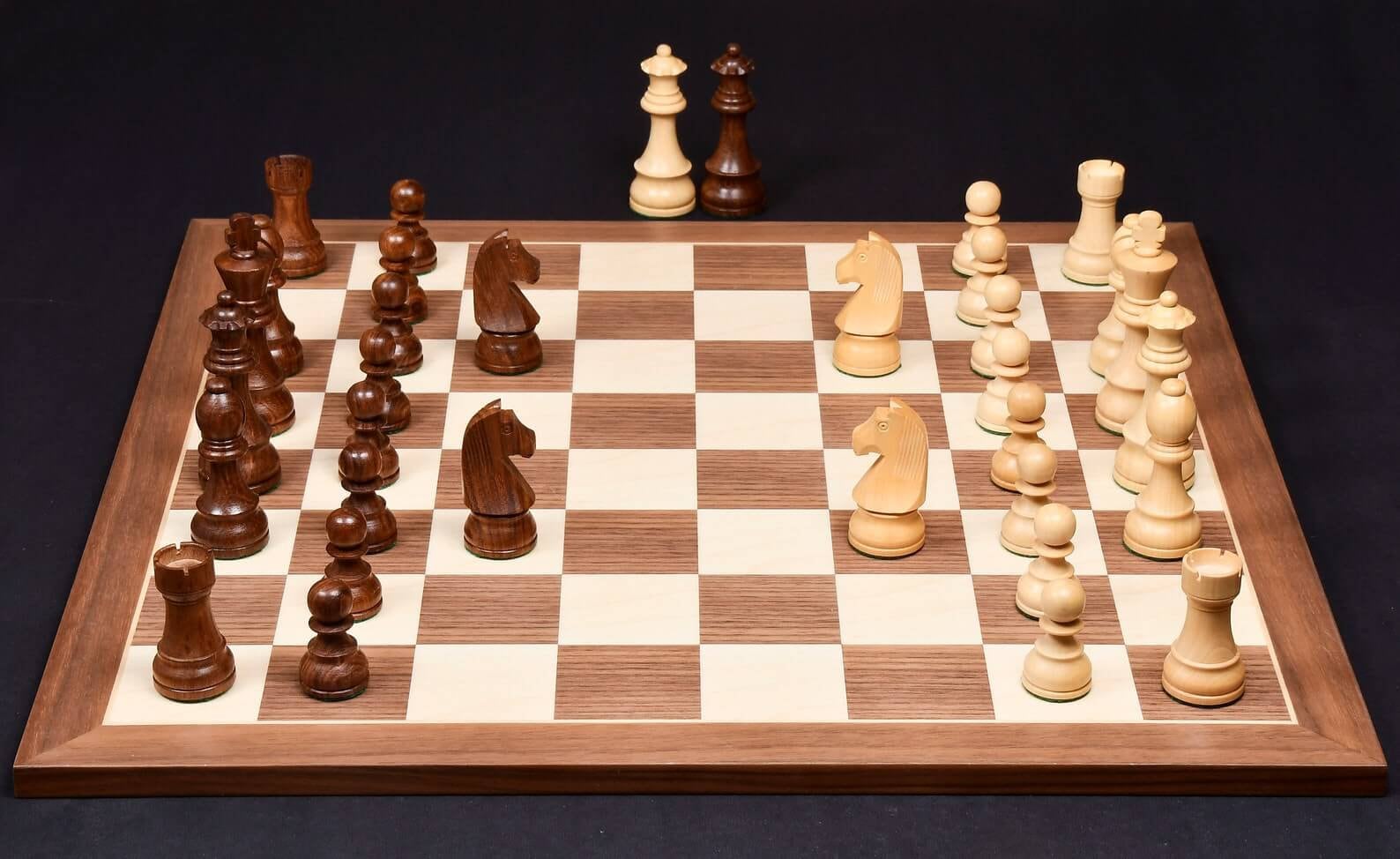 Classic Chess Set With Precious Wood Staunton Chess Pieces - Etsy