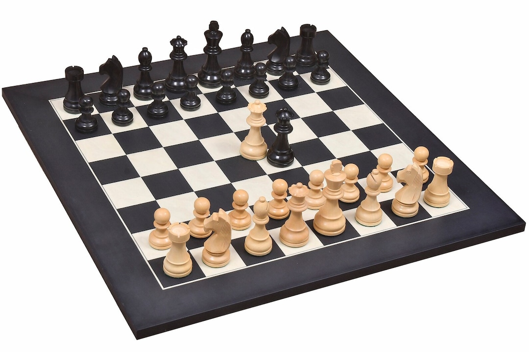 Elegant Chess Set - Wooden Black and White Chess Set Classic Chess Set ...