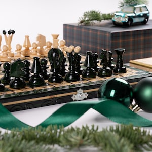 Apple Green Hornbeam Chess Set - Etsy