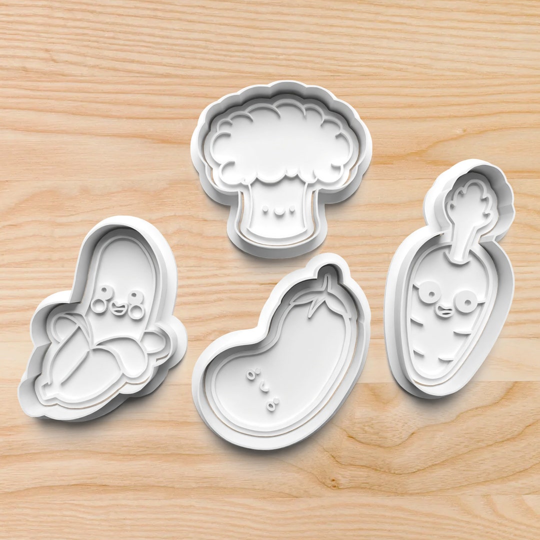 Kawaii Vegetable Cookie Cutter Set – Smiling Banana and Broccoli With ...
