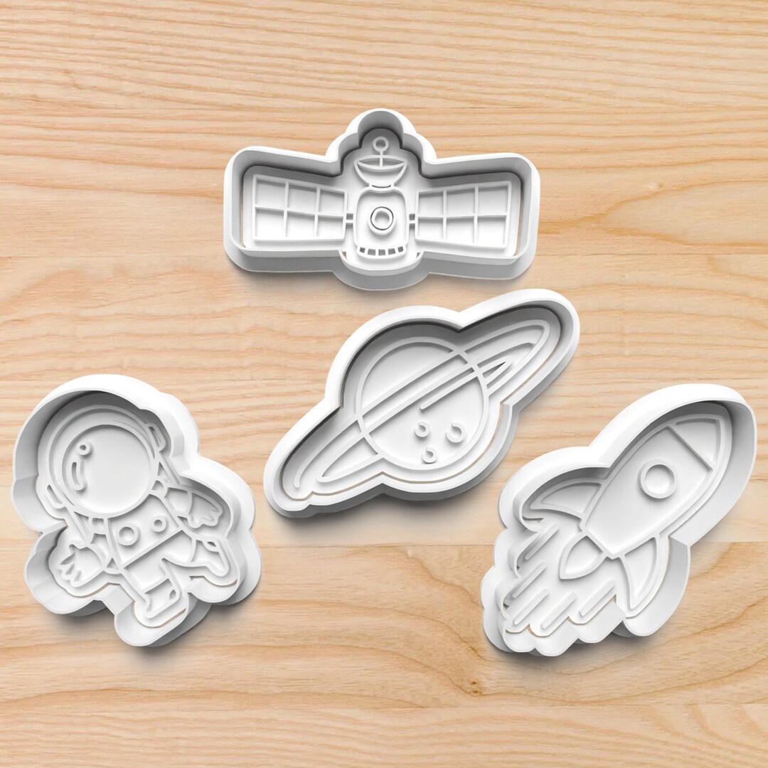 Outer Space Cookie Cutter Set: Rocket, Astronaut, Planet - Etsy
