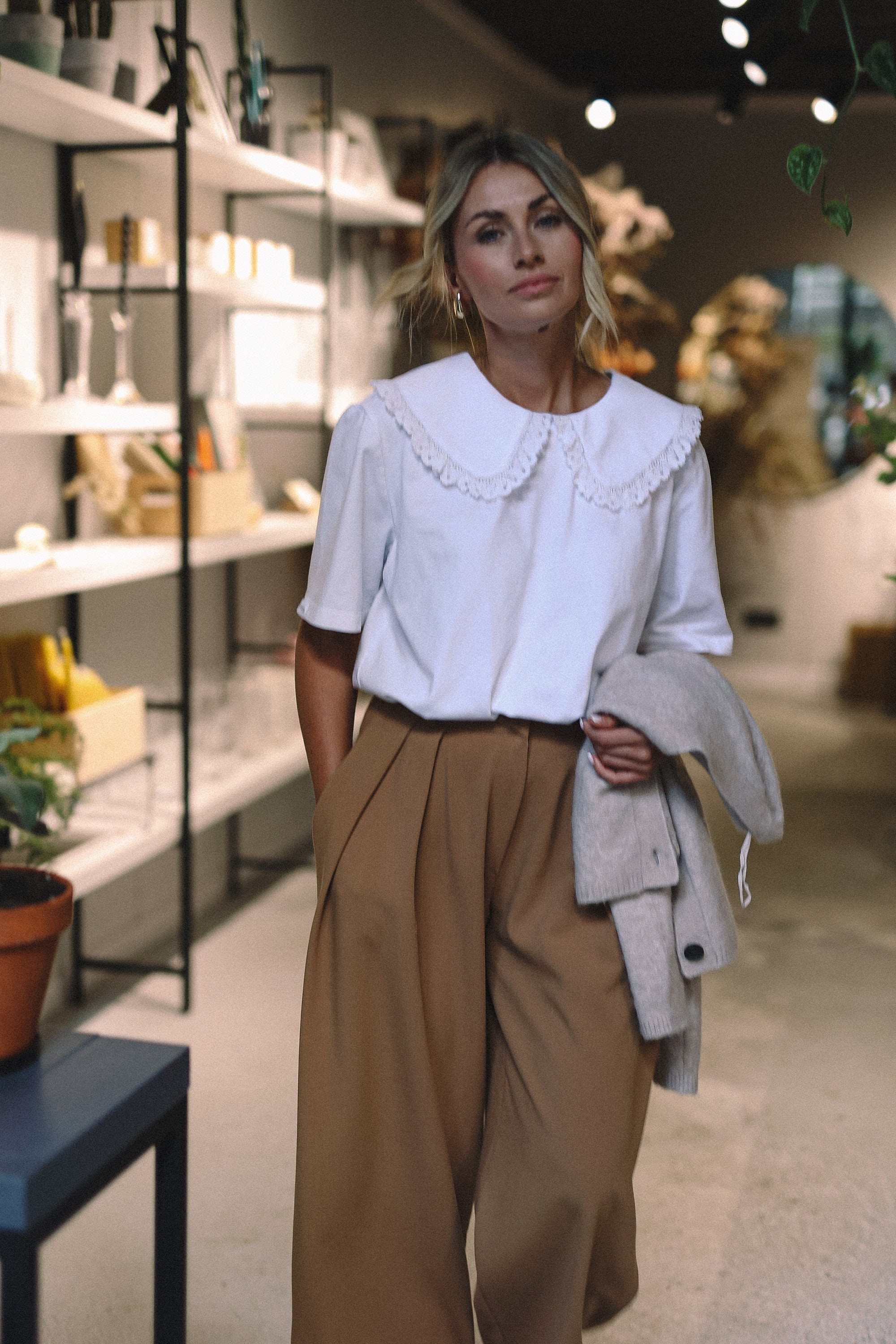LACE VINTAGE White Collar Design Shirt Women Collar Design White Cotton ...