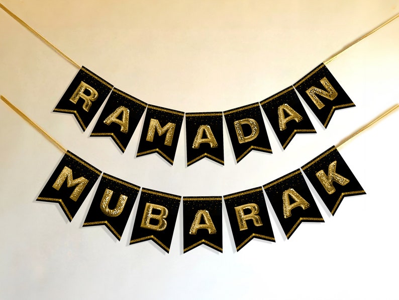 Ramadan Mubarak Banner, Ramadan Kareem Banner Bunting With Gold Letters ...