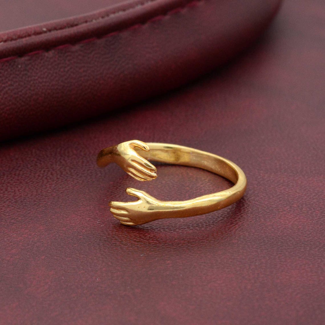 18k Gold Hug Ring, Hugging Hands Ring, Minimalist Ring, Unique Symbolic ...