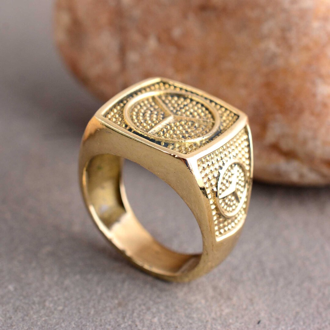 Vintage 18K Gold, Mercedes Benz Statement Ring, Latest Sports Car Logo ...