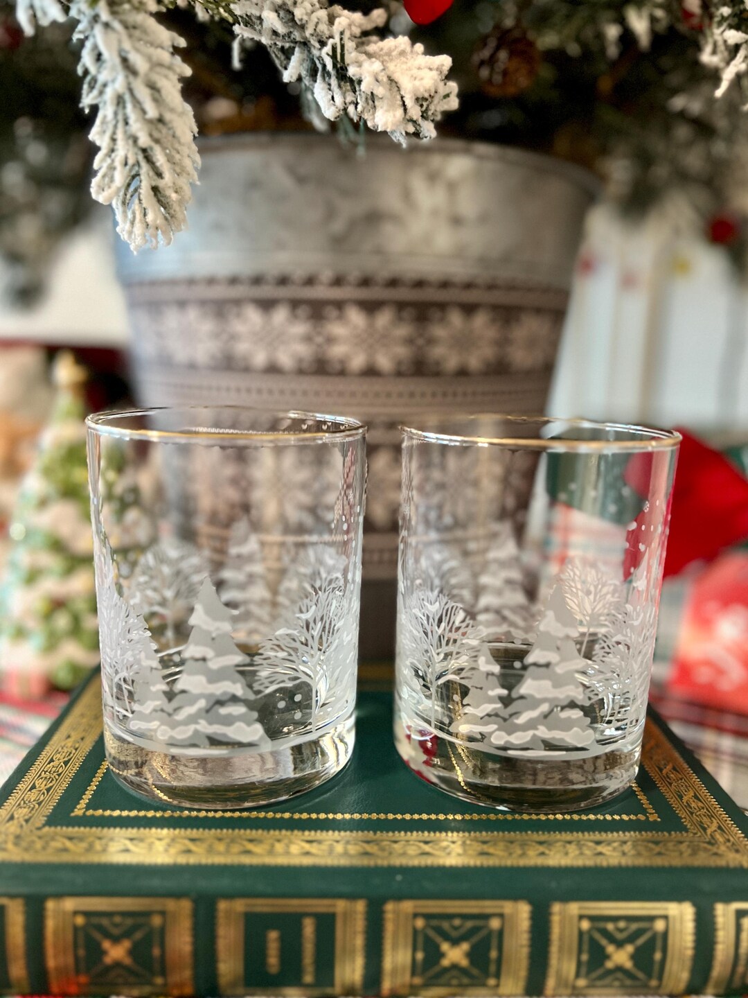 Libbey Frosted Etched Winter Scene Holiday Gold Rimmed Rocks Glasses ...
