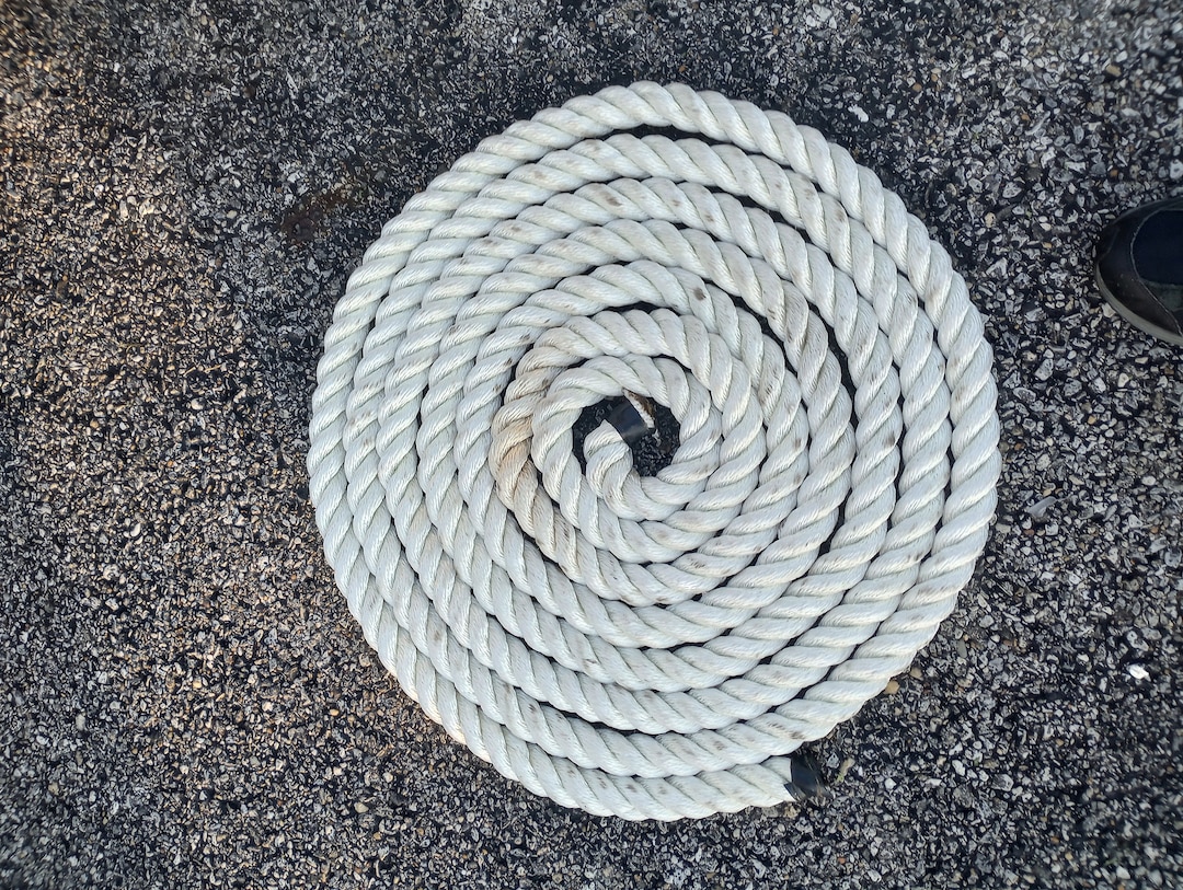 White Nylon Rope Landscape Border Railing 1-1/4 Diameter 210 or 5 Ft ...