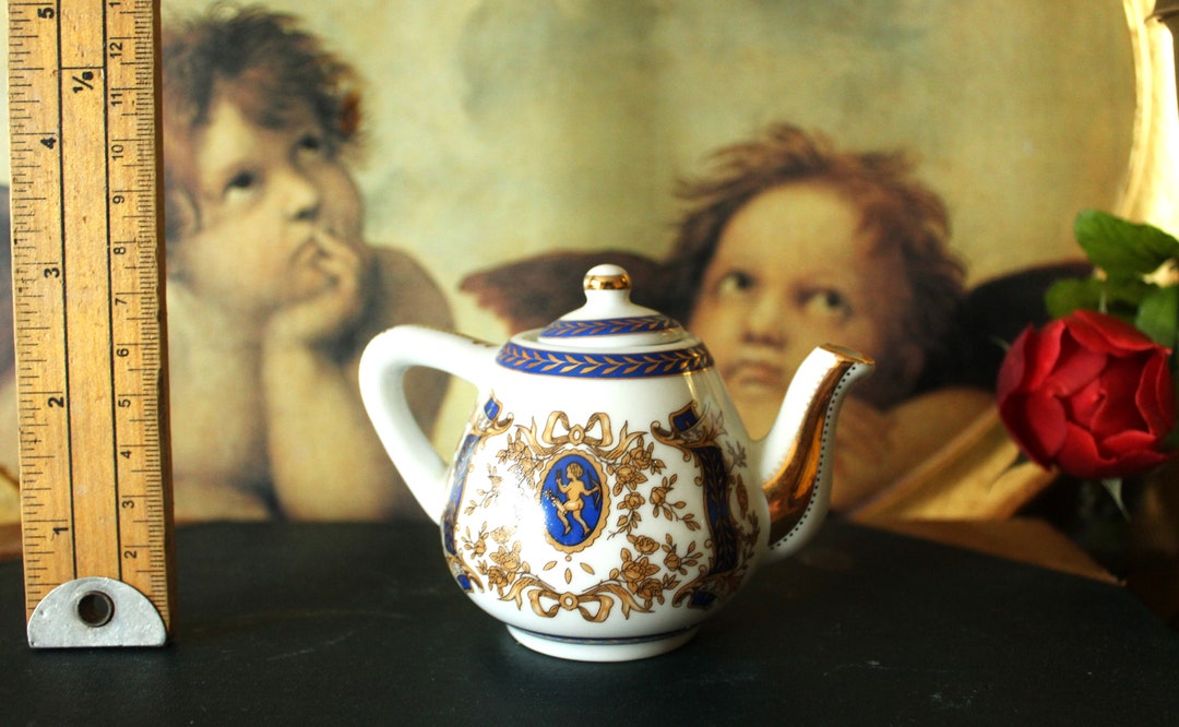 Collectable Miniature Teapot With Ribbon Swags and Cherubs. Vintage PA ...