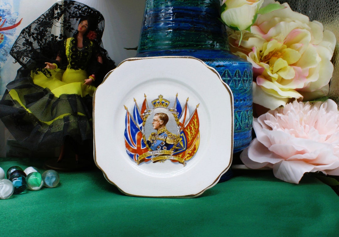 Edward IIIV Coronation Commemorative Trinket Dish With Gilded Rim ...