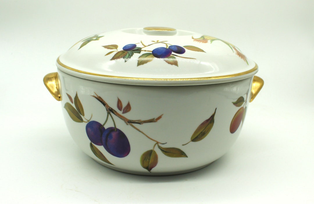 Royal Worcester Large Evesham Round Casserole With Lid. Fruit & Gilding ...