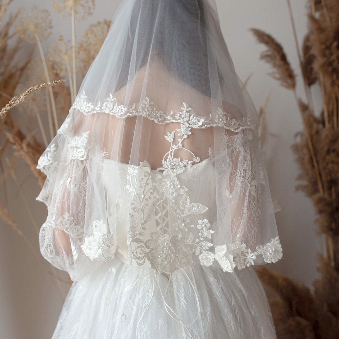 Lace Flower Girl Veil: First Communion, Baptism, Wedding - Etsy