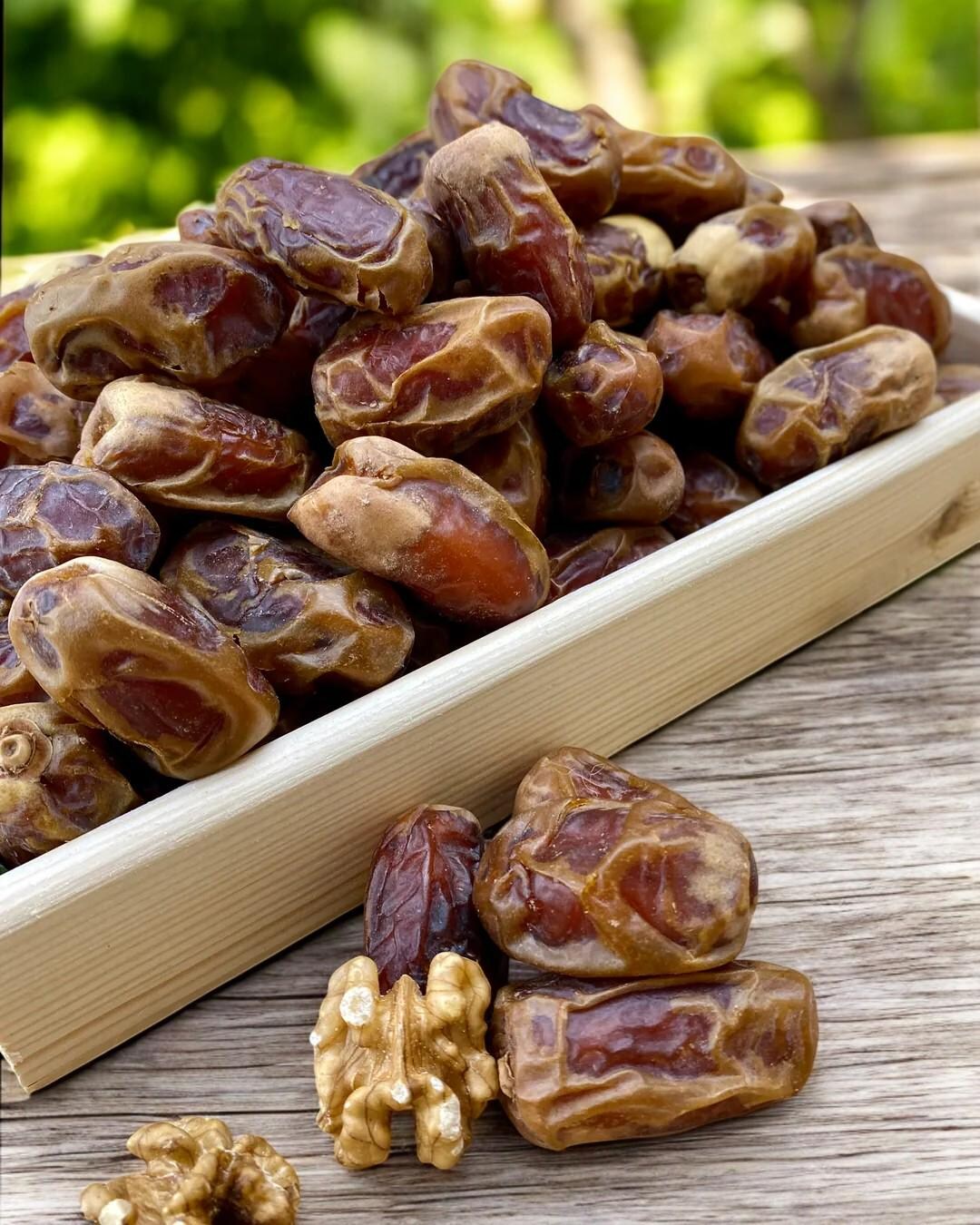 Sun-dried Sugai Dates, Soft Chewy Snack, Organic Farming - Etsy