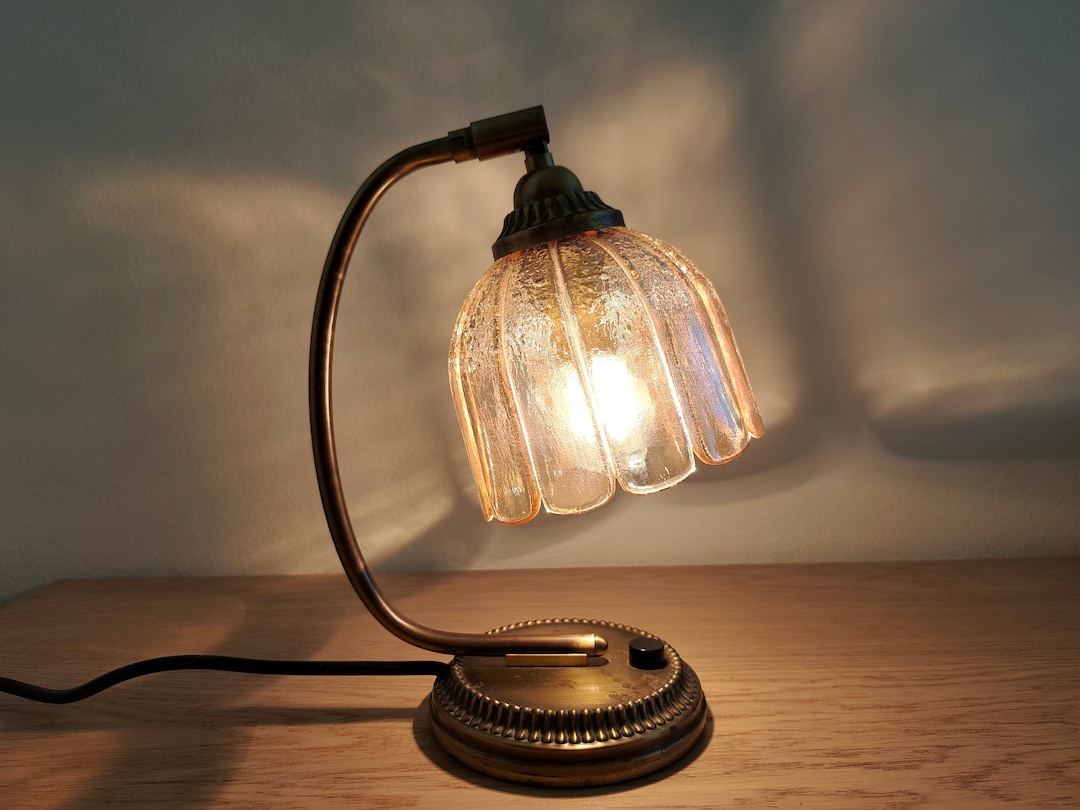 Beautiful Small Vintage Art Deco Style Glass Shade Desk Lamp - 1980s ...