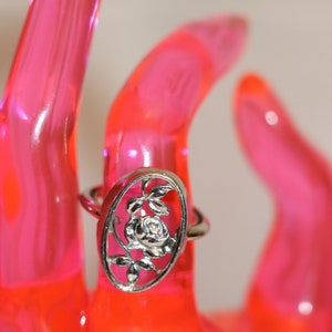 Vintage Avon Silver Tone Oval Rose Ring With Adjustable Sizing Band - Etsy