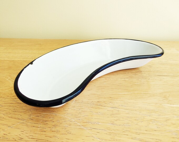 Vintage Enamelware Emesis Basin, Historically for Medical or Dental Use ...