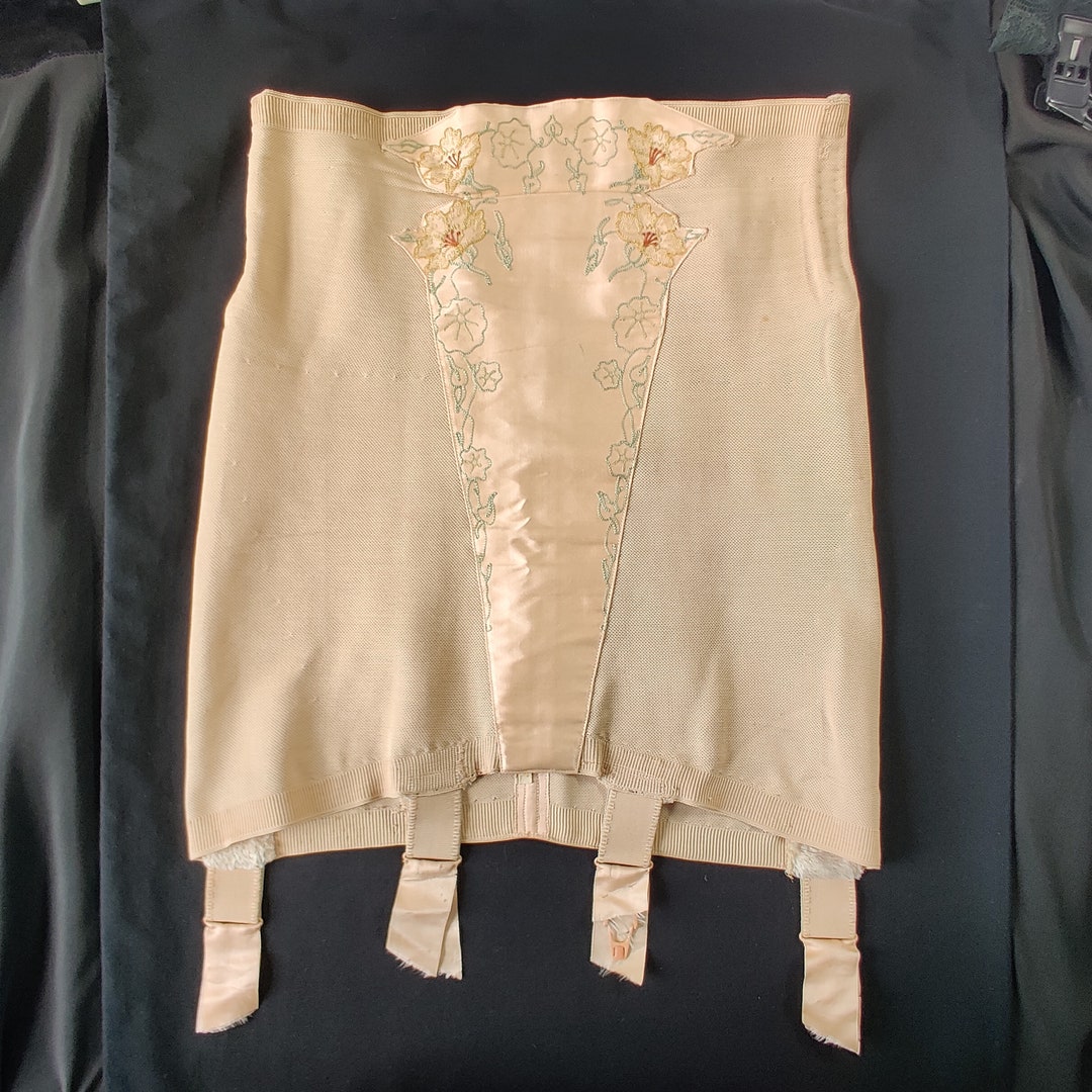1940's Underbust Corset Open Bottom Girdle Shaper With Garters ...