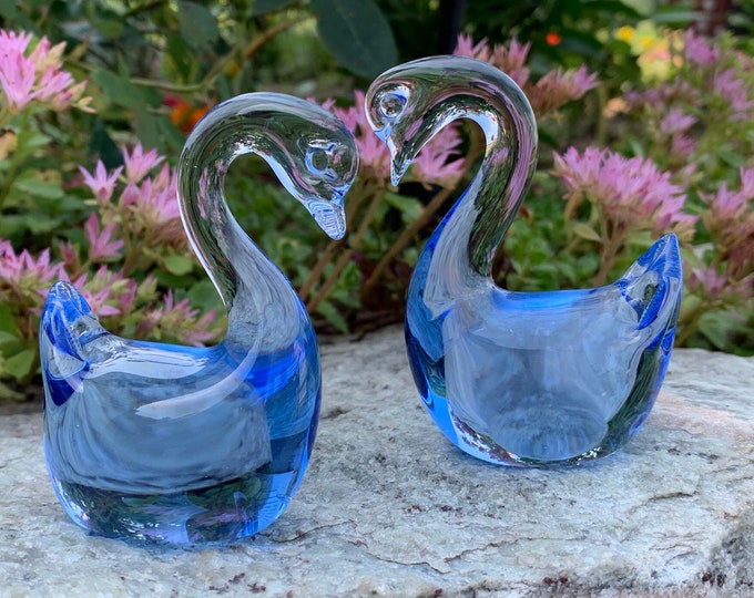 Pair of Vintage Blue Swans Art Glass | Swan Paperweight | Swan ...
