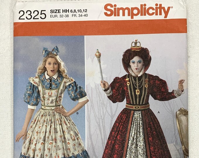 Simplicity 2325 Alice in Wonderland Queen of Hearts Costume Pattern for ...