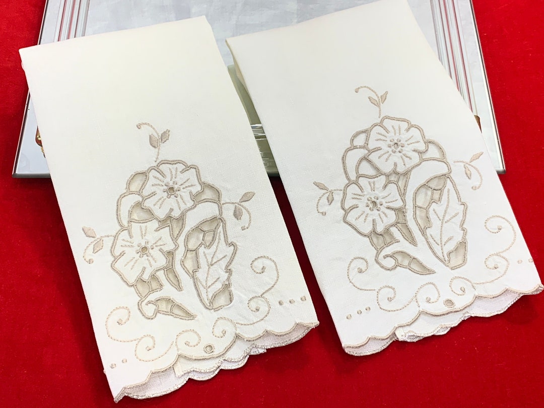 Pair of Vintage Linen Cutwork Tea Towels Vintage Linen Floral Cutwork ...