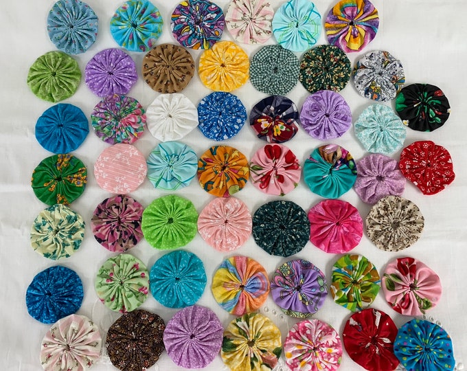 Vintage Fabric Yo Yos | Assorted Lot of 50 | 2 In. Dia. Asst Designs ...