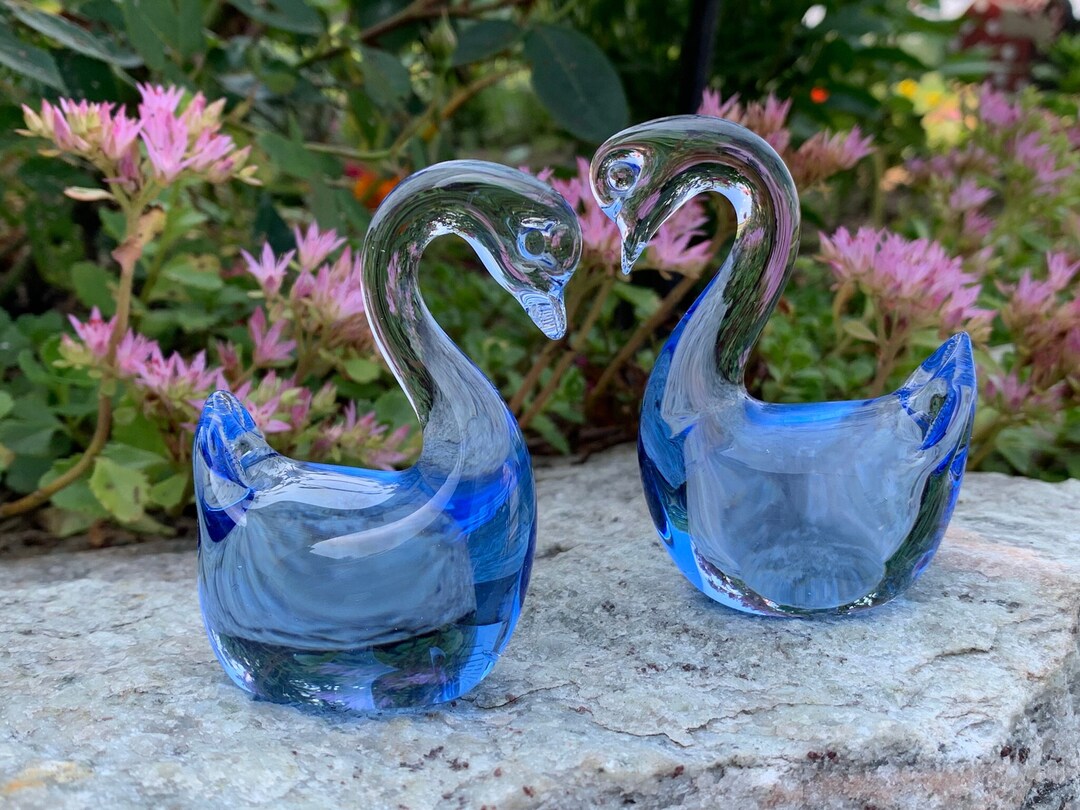 Pair of Vintage Blue Swans Art Glass Swan Paperweight Swan Collectible ...