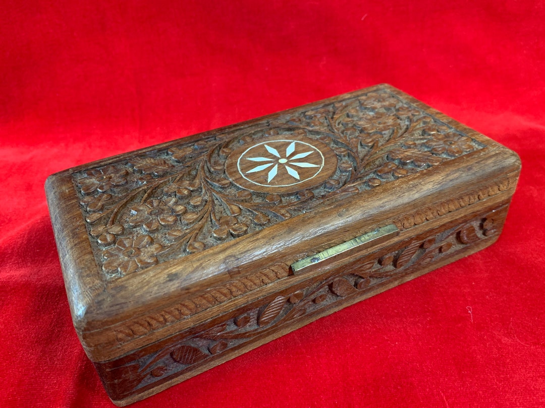 Vintage Hand Carved Wooden Box With Cover and Inlaid Design Jewelry Box ...