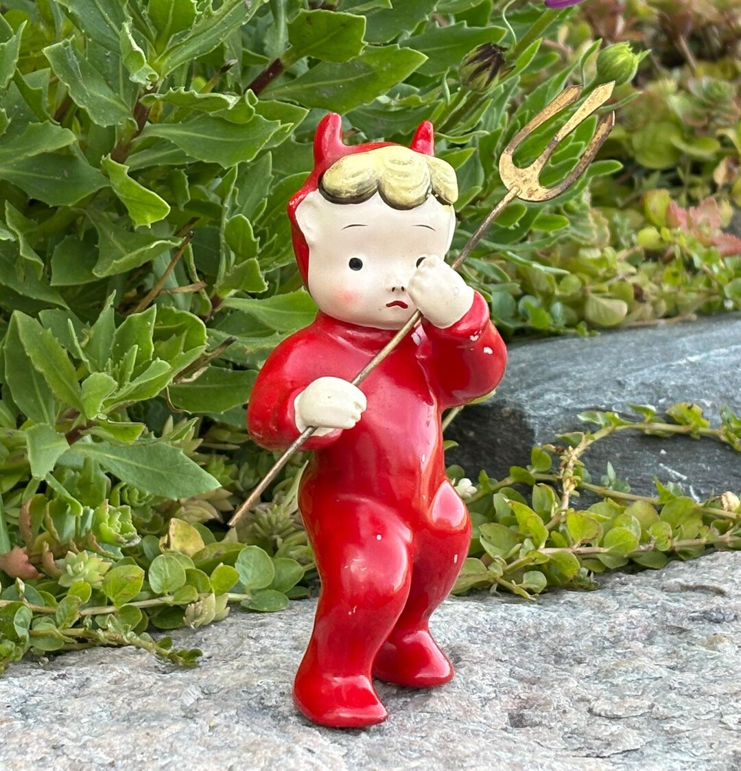 Vintage Red Devil Pixie Devil Elf Figurine With Pitchfork Ardalt ...
