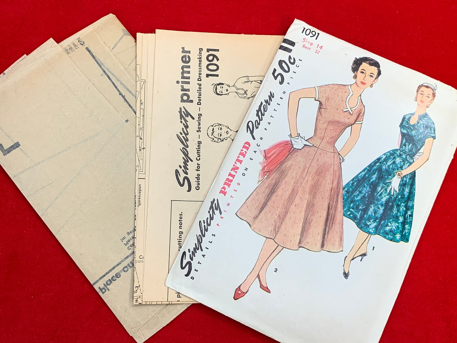 1950s Mid-century Dress Sewing Pattern: Simplicity 1091, Bust 32, Uncut ...