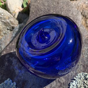 Vintage Cobalt Blue Apple Shaped Glass Paperweight Paperweight Apple ...