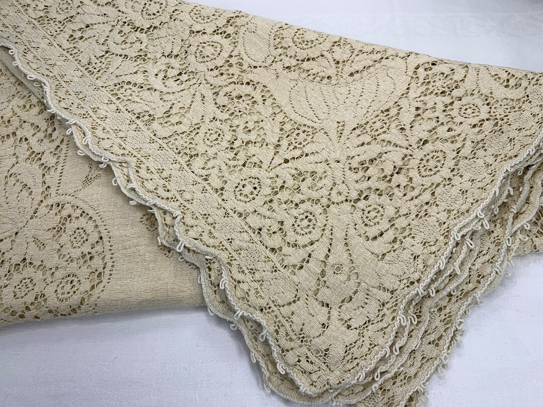 Vintage Large Rectangular Ecru Beige Lace Tablecloth Quaker Brand ...