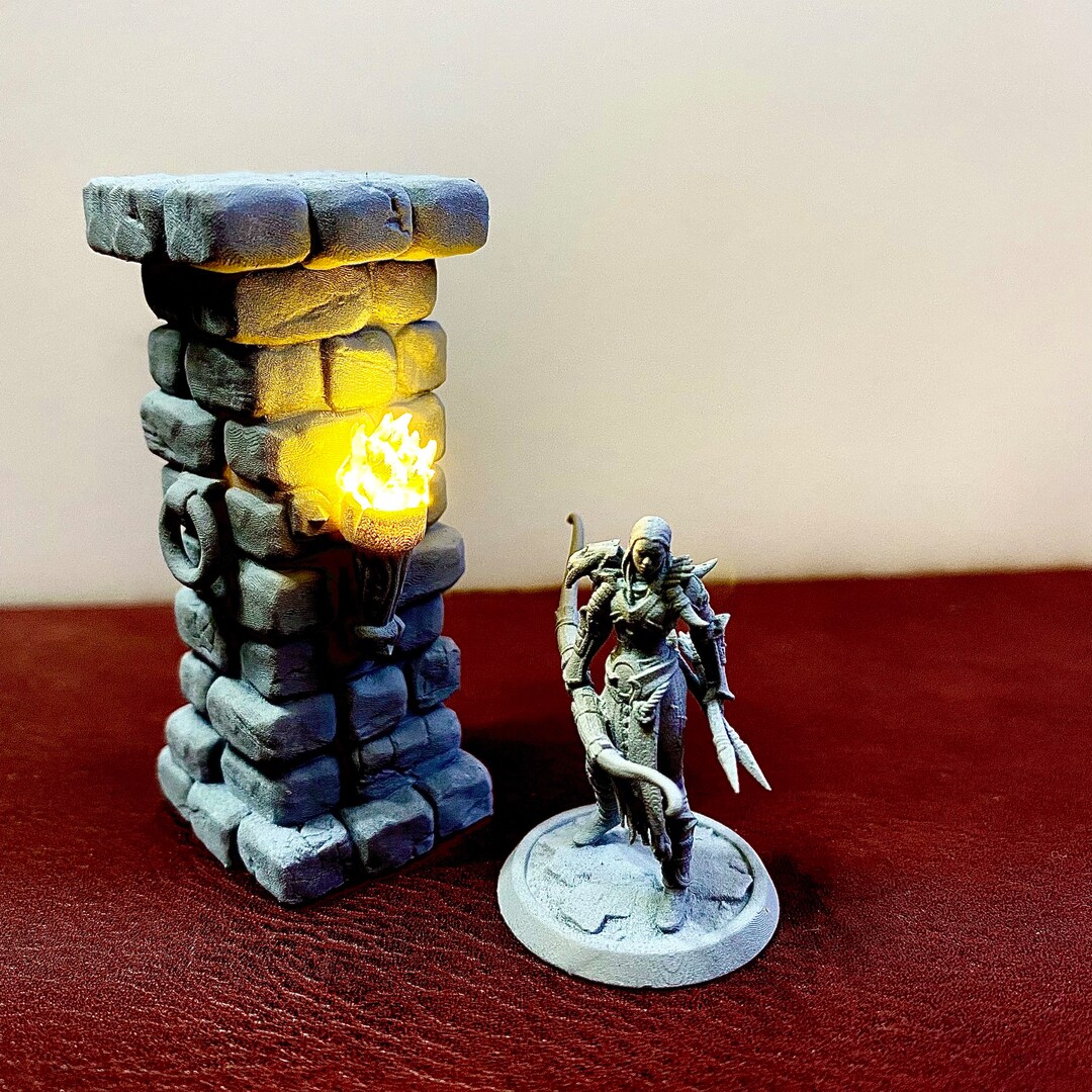 DND Glowing Piller W/ Torch Dungeons and Dragons Fantasy - Etsy