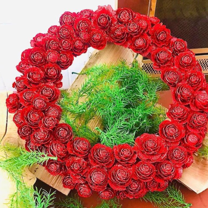 Red Wreath - Etsy
