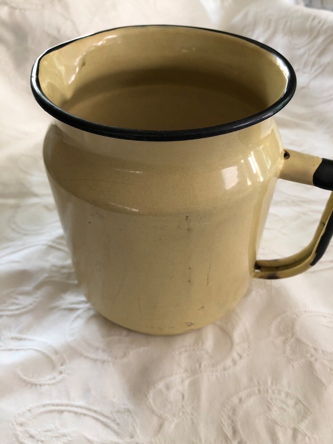 Vintage YELLOW ENAMELWARE Pitcher - Etsy