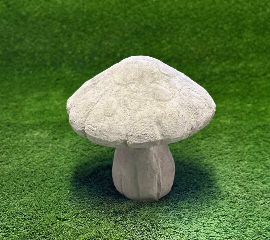 Large Forest Mushroom Statue Outdoor Massive Mushroom Figurine Concrete ...
