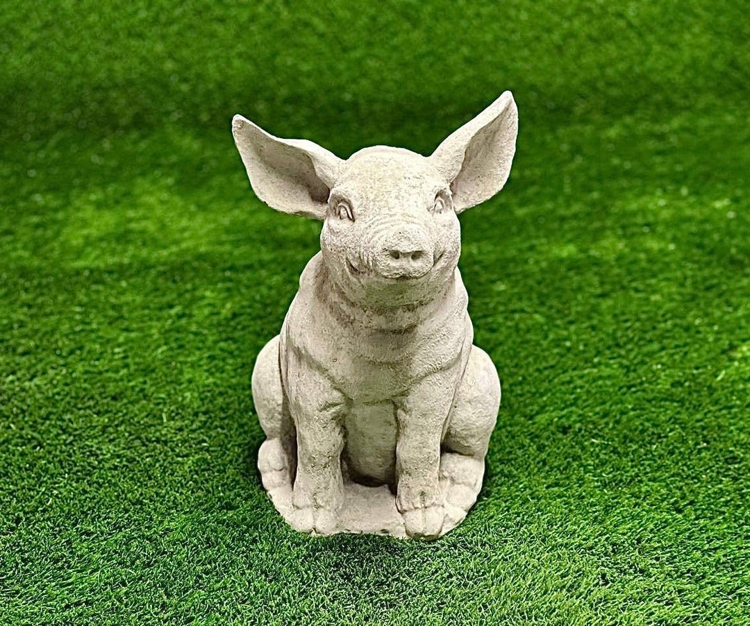 Sitting Pig Figure Statue Realistic Pig Figurine Garden Outdoor ...