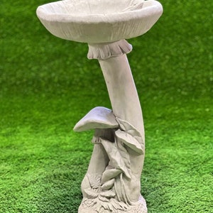 Toadstool Concrete Birds Bath Statue Massive Birds Bath Figure Outdoor ...