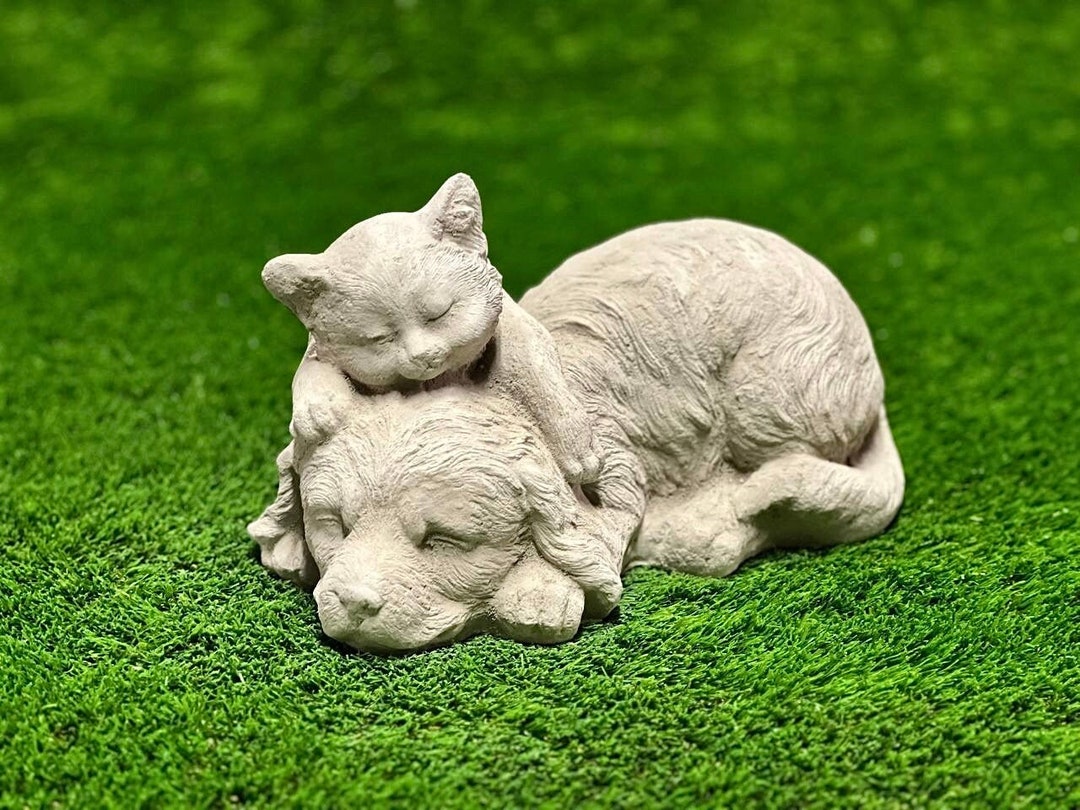 Resting Pets Statue Concrete Sleeping Cat and Dog Figurine Great Gift ...