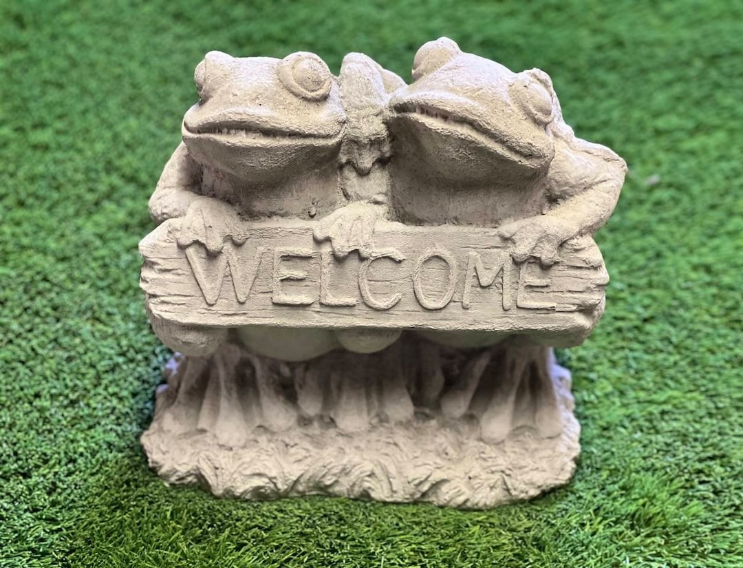 Concrete Twins Frogs With Welcome Sign Statue Detailed Two - Etsy