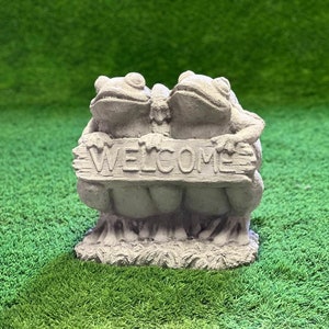 Concrete Twins Frogs With Welcome Sign Statue Detailed Two - Etsy