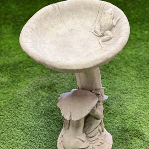 Toadstool Concrete Birds Bath Statue Massive Birds Bath Figure Outdoor ...