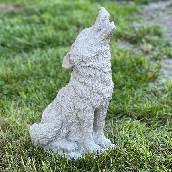 Wolf Figurine - Etsy
