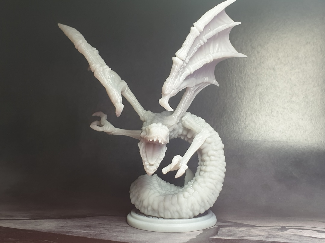 Hunting Horror - 32mm Scale Miniature for Lovecraft/horror Themed Table ...