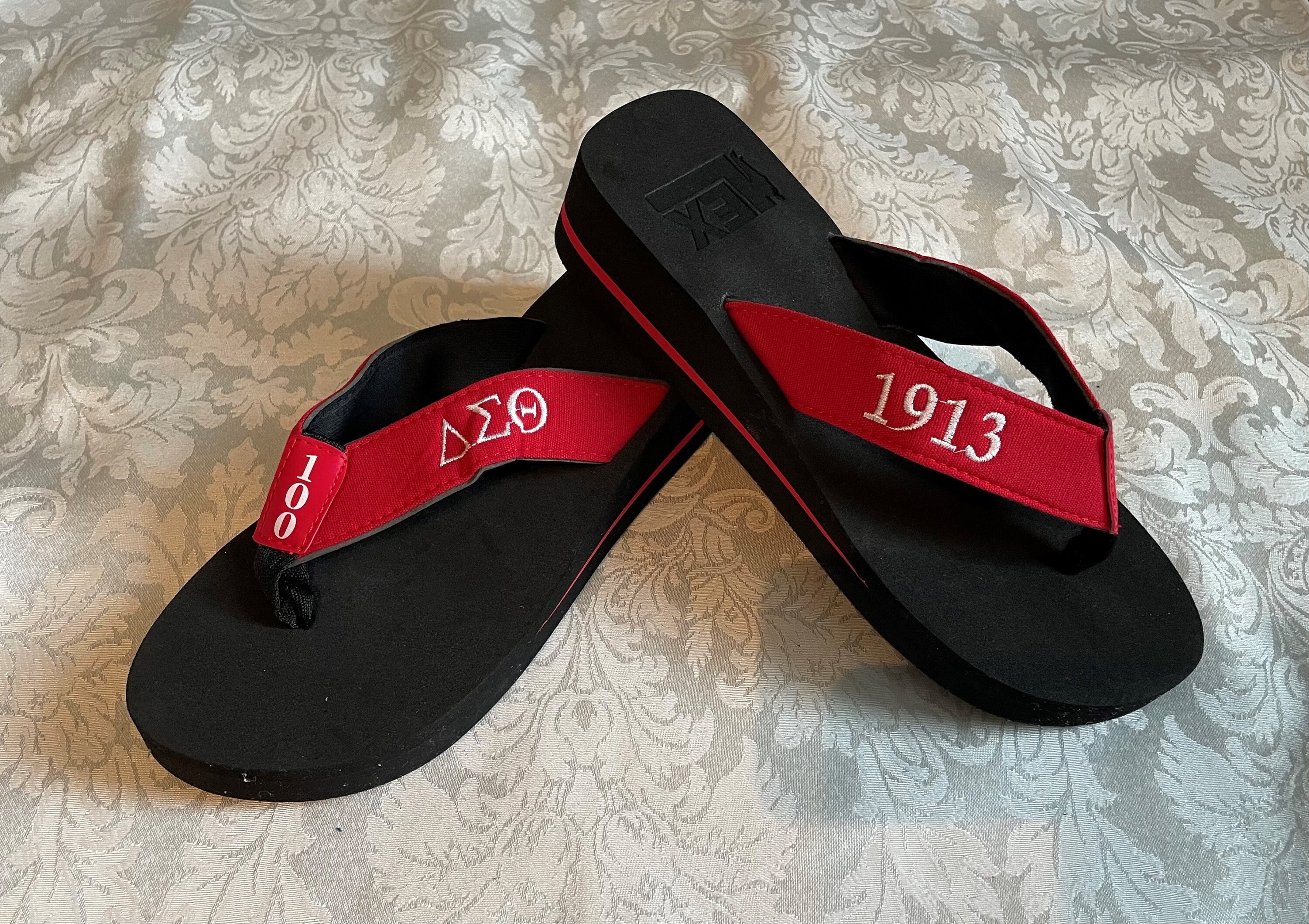 Delta Sigma Theta Centennial Flip Flops - Etsy